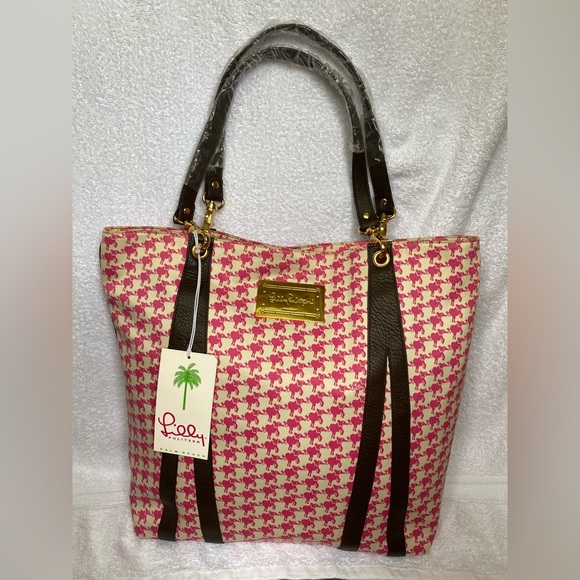 Lilly Pulitzer | Bags | Nwt Lilly Pulitzer Pink Trunks Up Tote Large ...